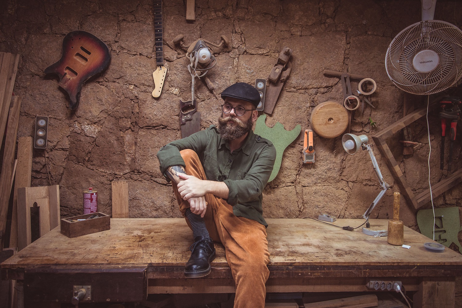 Miguel Rosa se redescobre como artista compondo em português – Rifferama