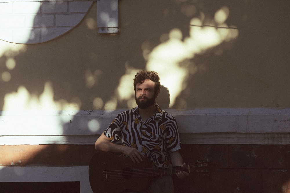 Com primeiro álbum finalizado, Guilherme Simon divulga prévia – Rifferama